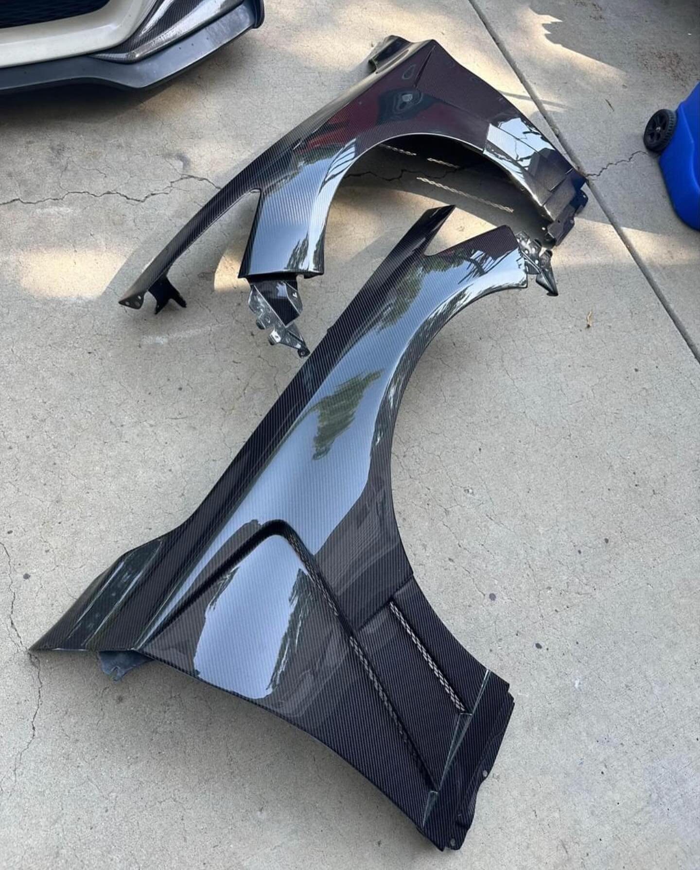 Carbon Fiber Fenders - Auto Body Spare Parts